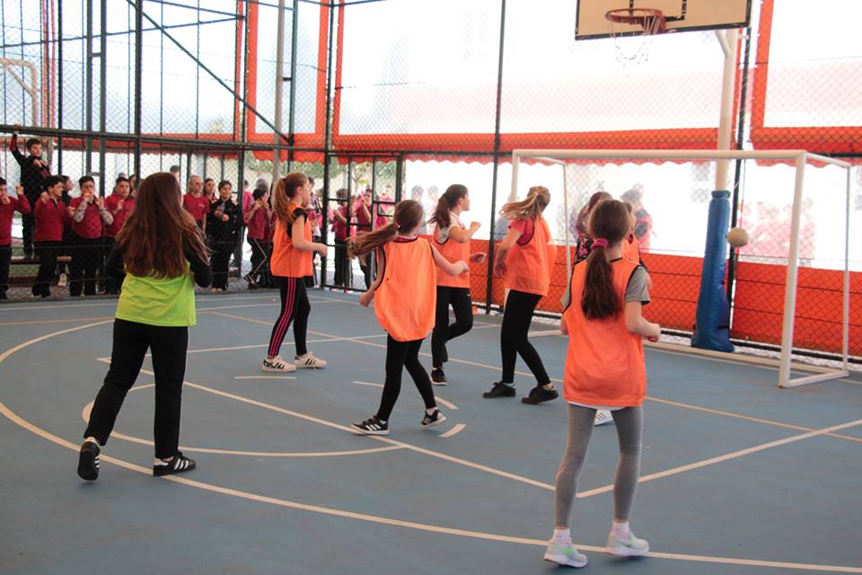 55875292_2130924213623289_6878646220558958592_n – Kolegji Turgut Ozal